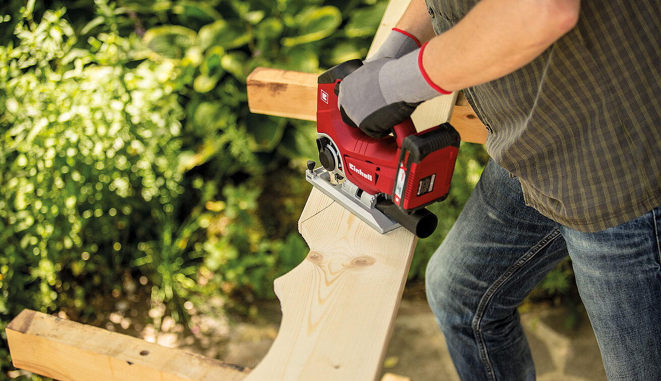 Comment utiliser une scie sauteuse | Einhell Blog